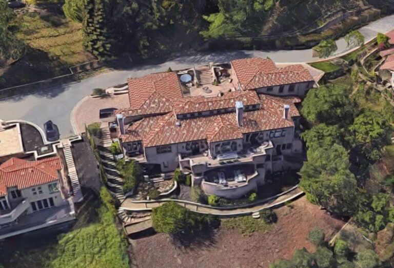 Stephen Curry’s House | President House