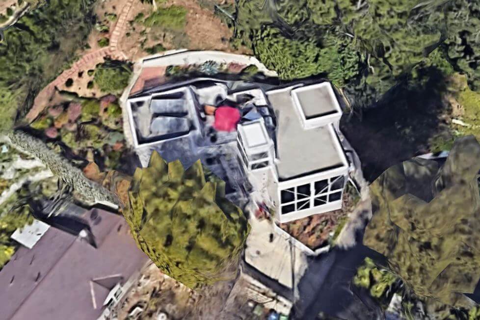 Luke Hemmings’ House | President House