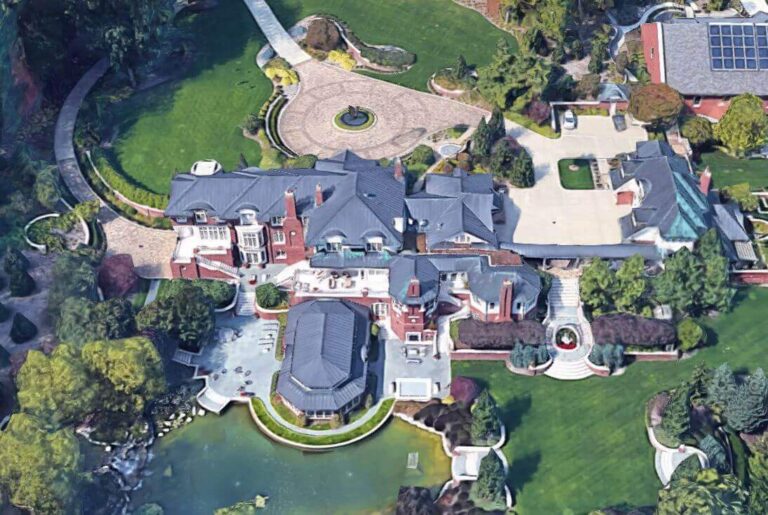 Dick DeVos & Dan DeVos＆ Doug DeVos’ House | President House