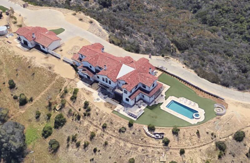 Bella Thorne’s House | President House
