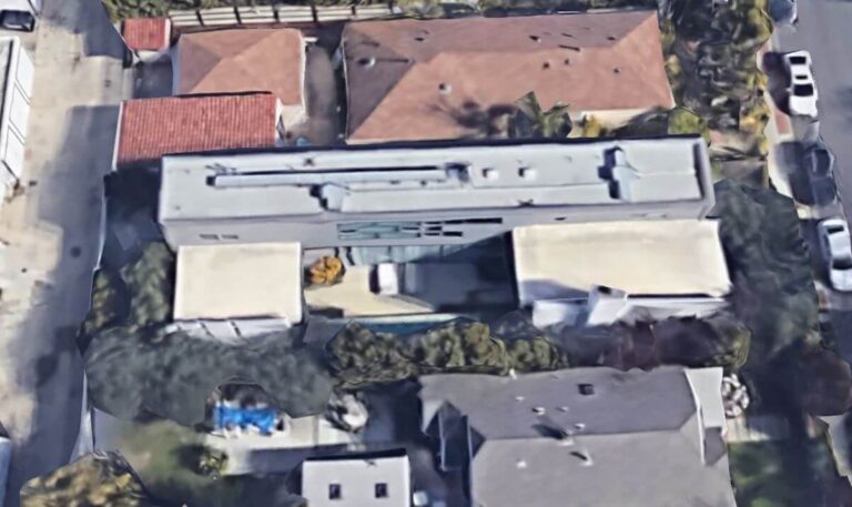 Emilia Clarke’s House | President House