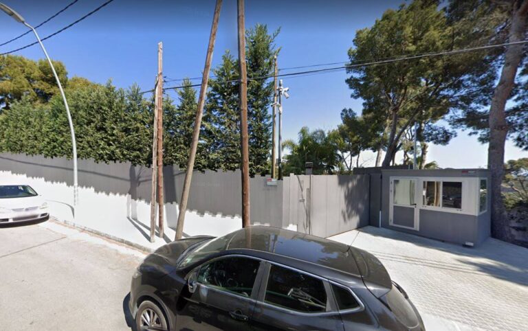 Luis Suarez’s House | President House