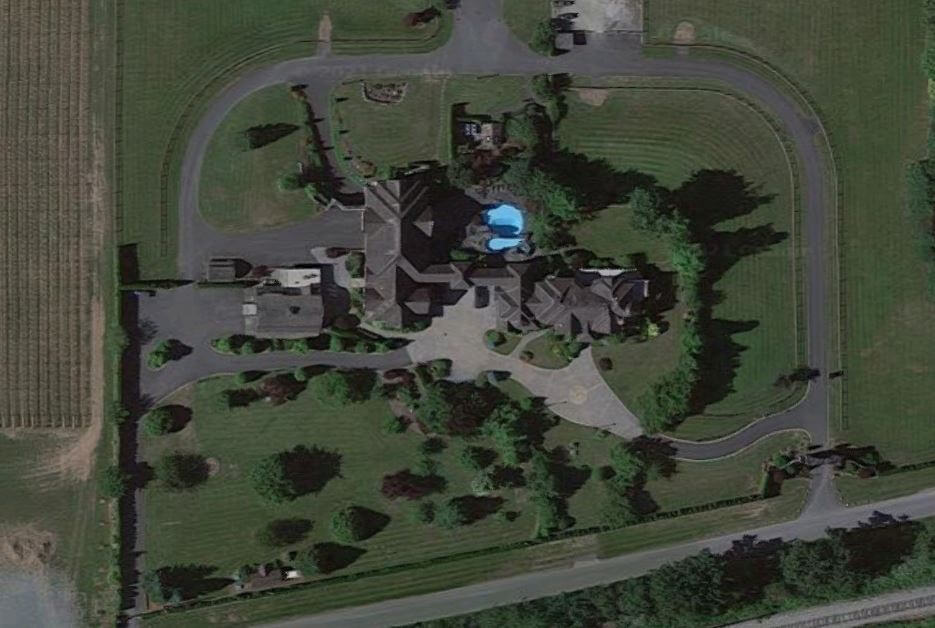 Chad Kroeger’s House | President House