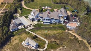 Jim Davis’ House | President House