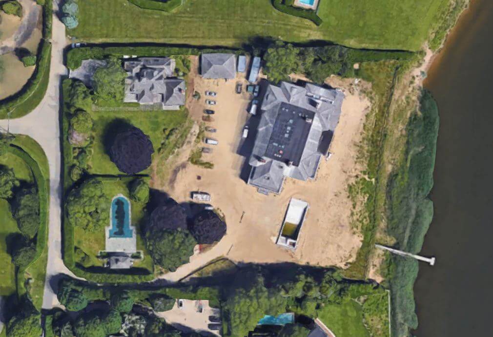 Roger Waters’ House | President House