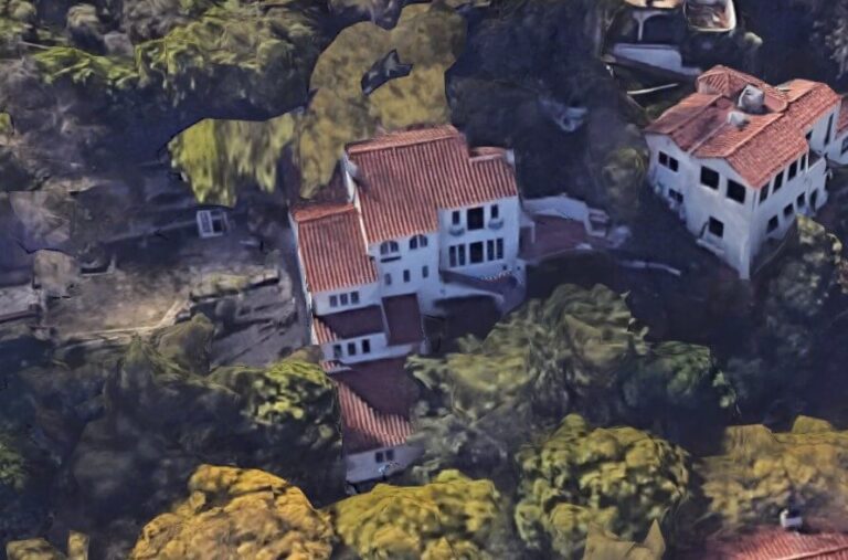 Frances Bean Cobain’s House | President House