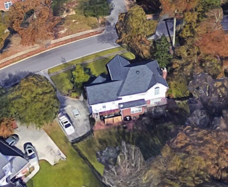 Madelyn Cline’s House | President House