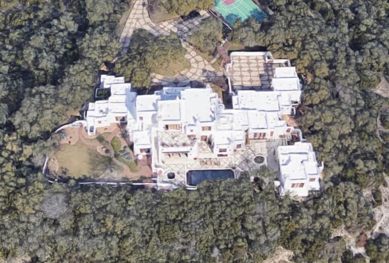 George Strait’s House | President House