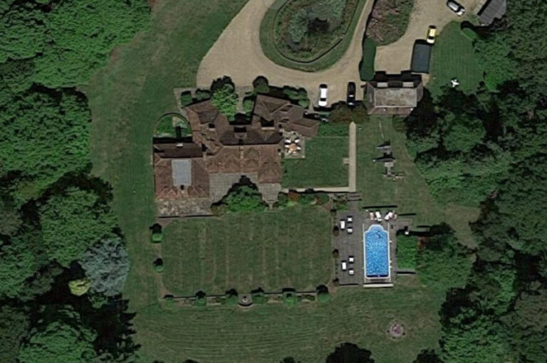 Noel Gallagher’s House | President House