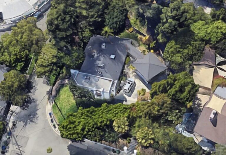 Elizabeth Olsen’s House | President House