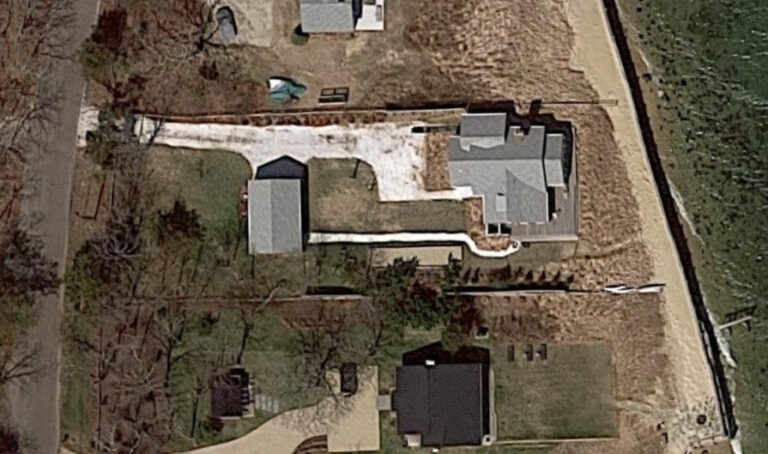 Kim Cattrall’s House | President House