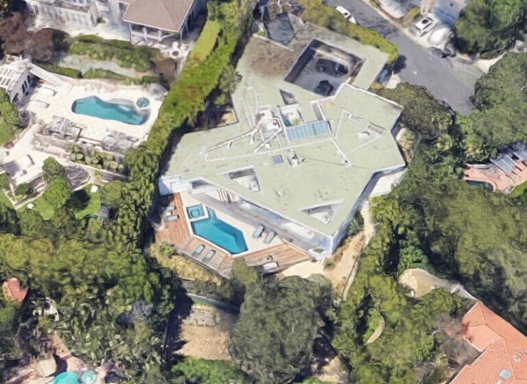 Mary Kate & Ashley Olsen’s House | President House