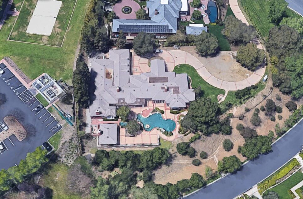 Dean McDermott & Tori Spelling’s House | President House